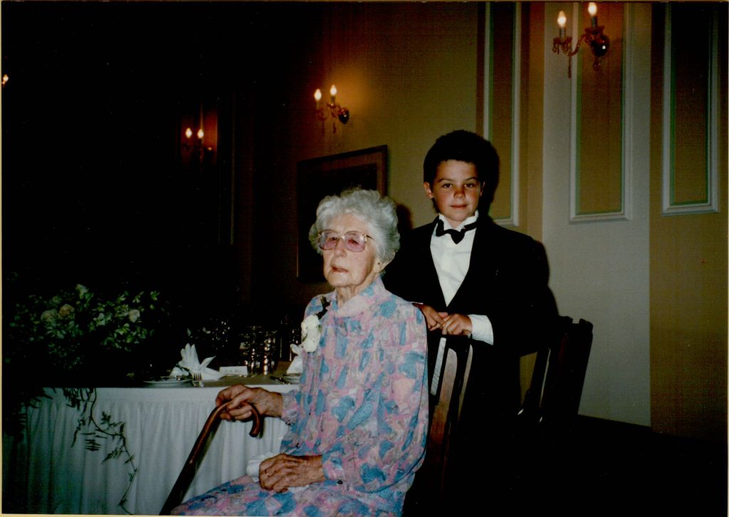 Ethel Lindsay: A Life of Dedication and Resilience Through the Eyes of ...